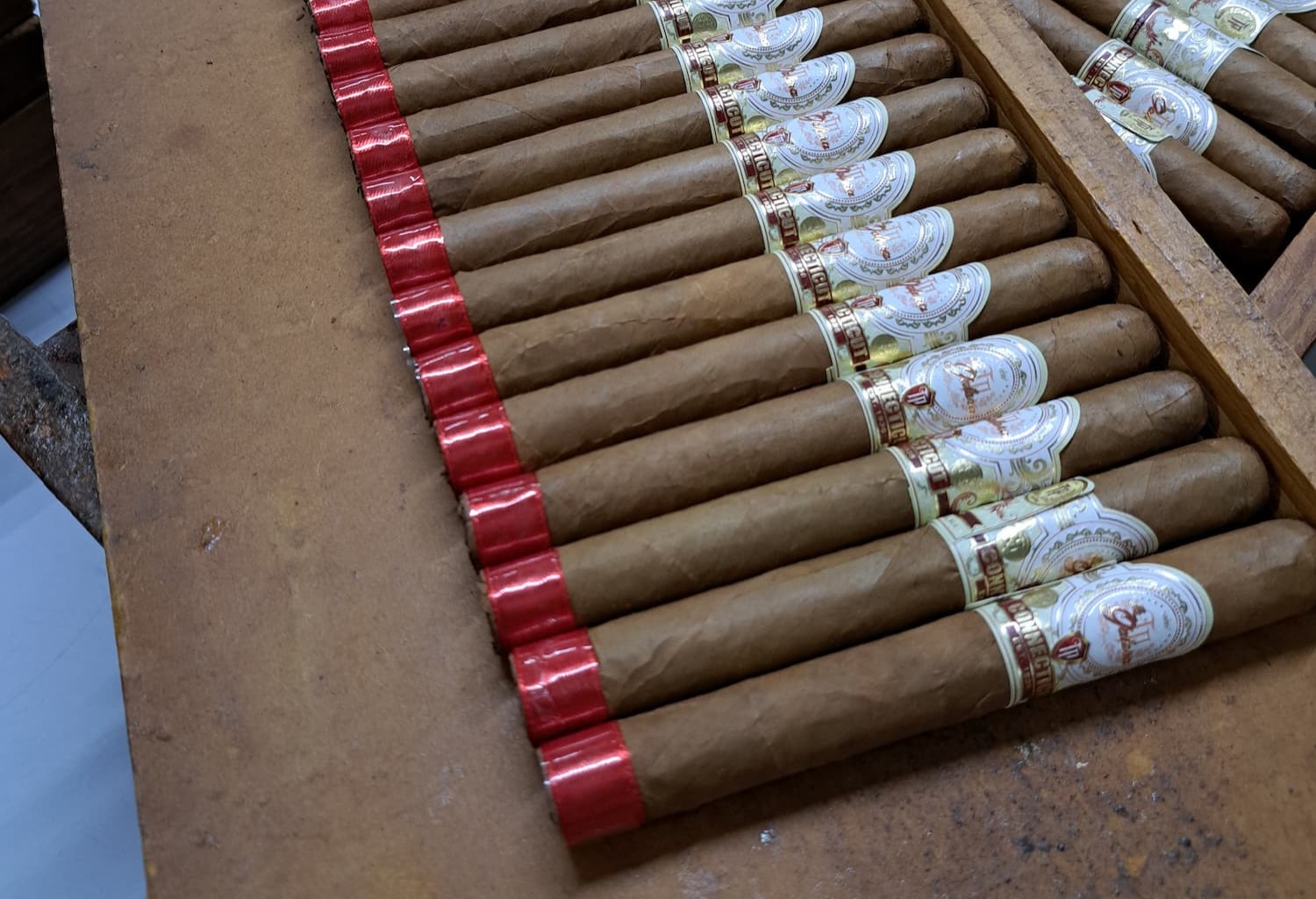 The Anatomy of a Cigar: Understanding Its Structure - cigadventures.com